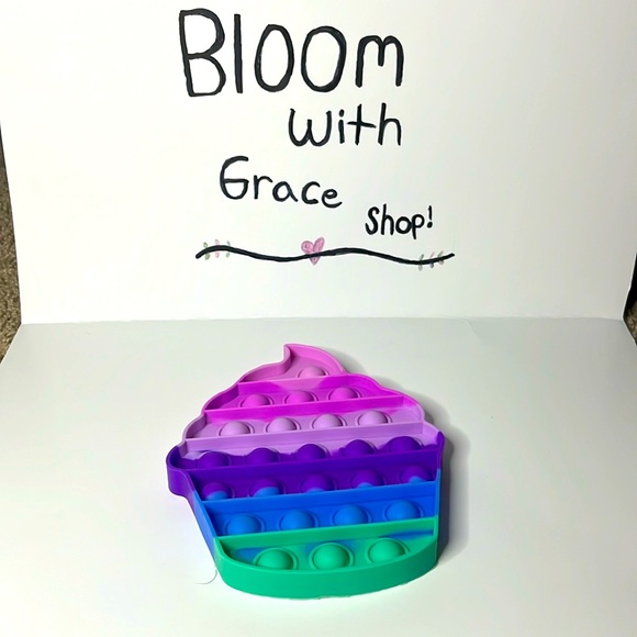 Toys | Cupcake Pop It | Poshmark
